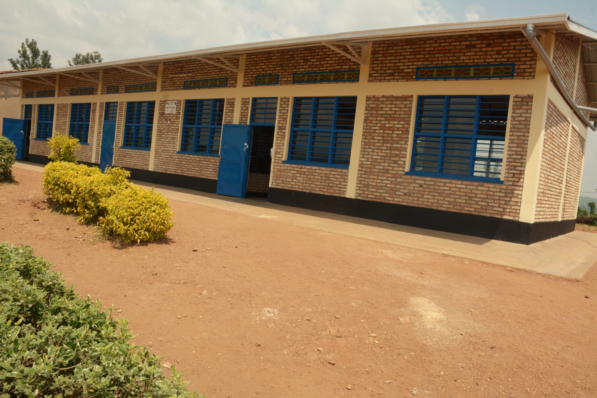 Gr Sc Mbuye :Inauguration of classrooms - Eglise Presbyterienne au Rwanda